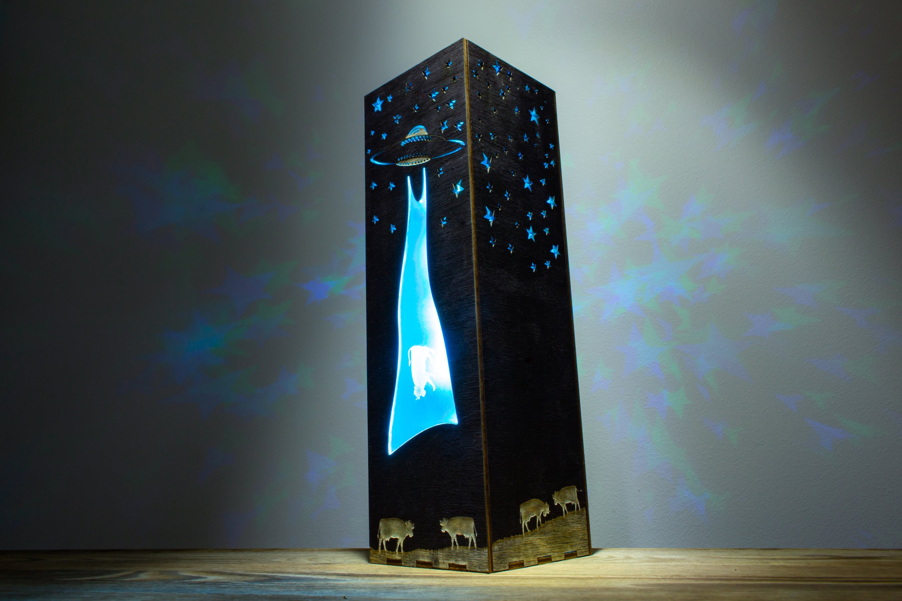 UFO Cow Abduction Lamp | Alien Abduction Scene – FavnCrafts