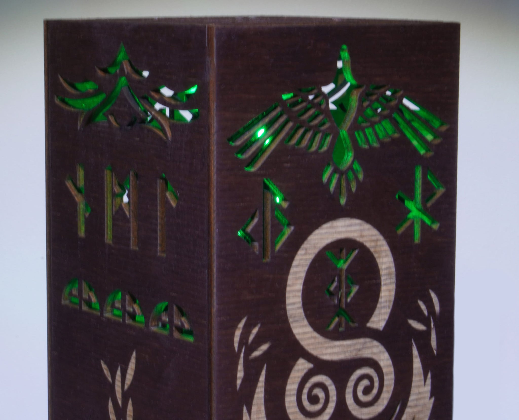 Scandinavian Mythology Lamp | Yggdrasil Tree – FavnCrafts